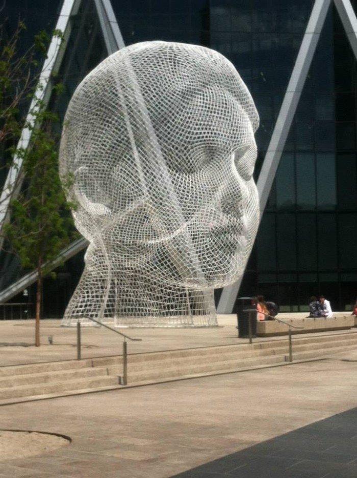 12 meter high Mesh Head – Exploring the Obscure